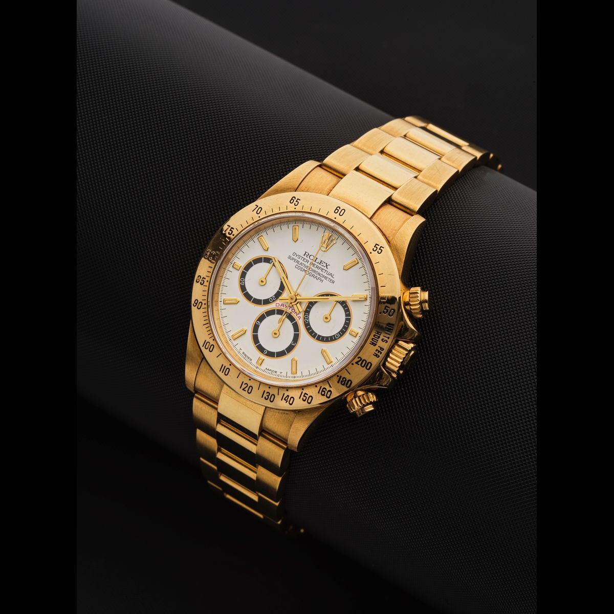 Collecting 101 | 5 Expert Tips for Buying a Wristwatch