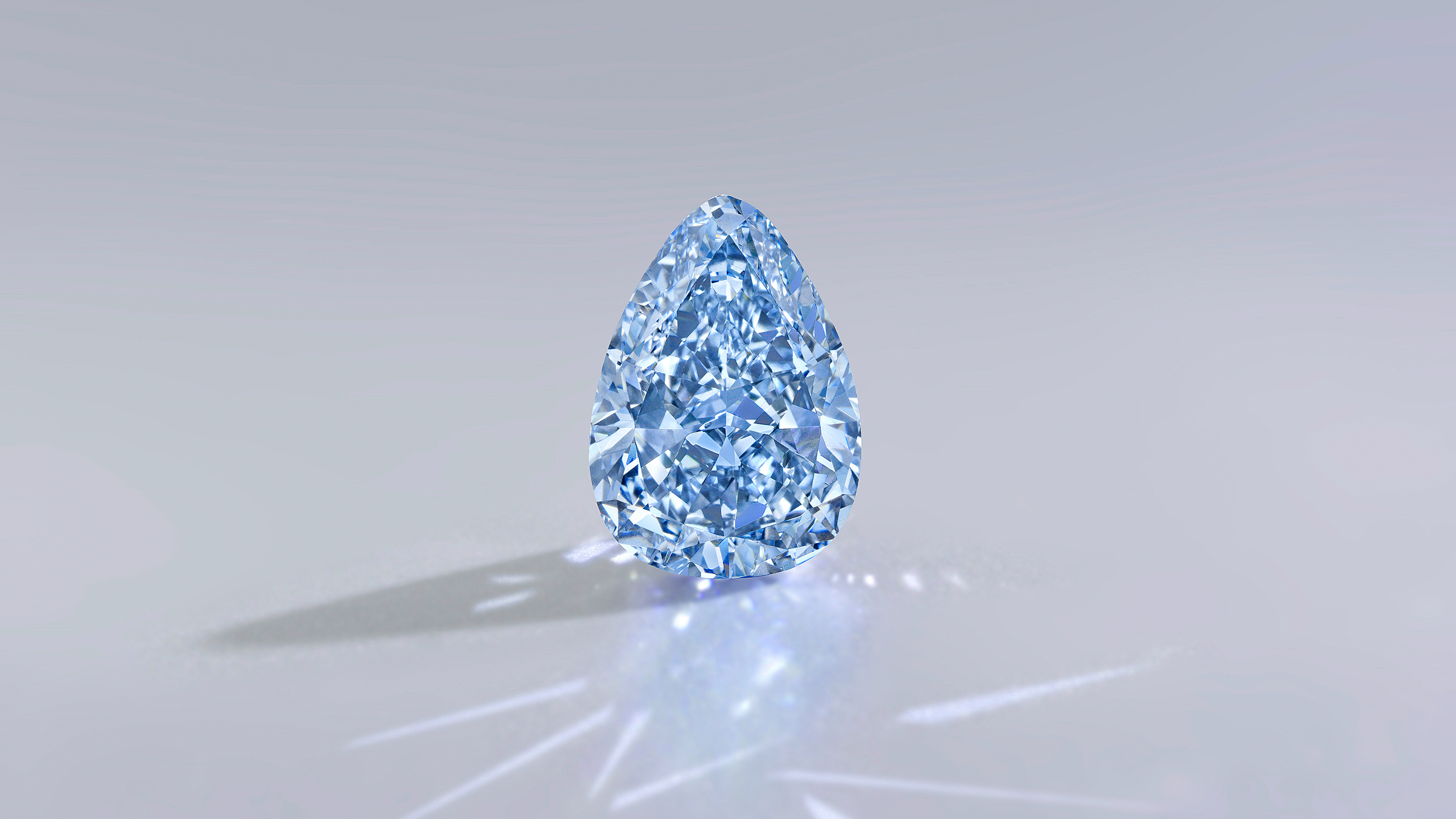 Collecting 101 | 5 Things To Know About Coloured Diamonds